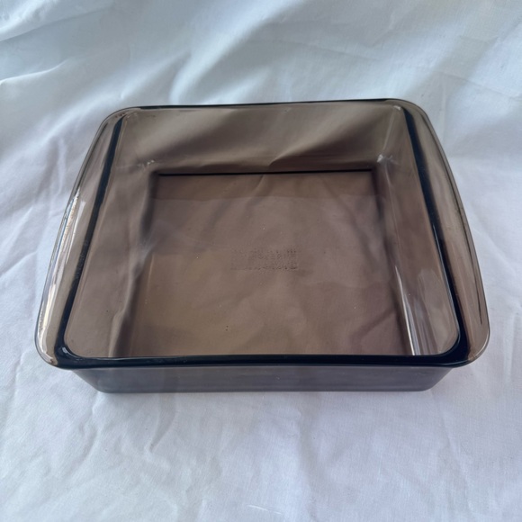 Pyrex | Kitchen | Vintage Pyrex 222 2qt Ambercolored Square Baking ...